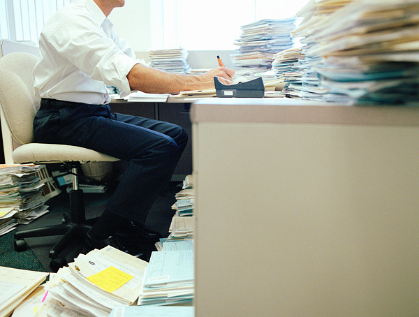 How Do You Decide What to Archive: 4 Types of Documents to Start With